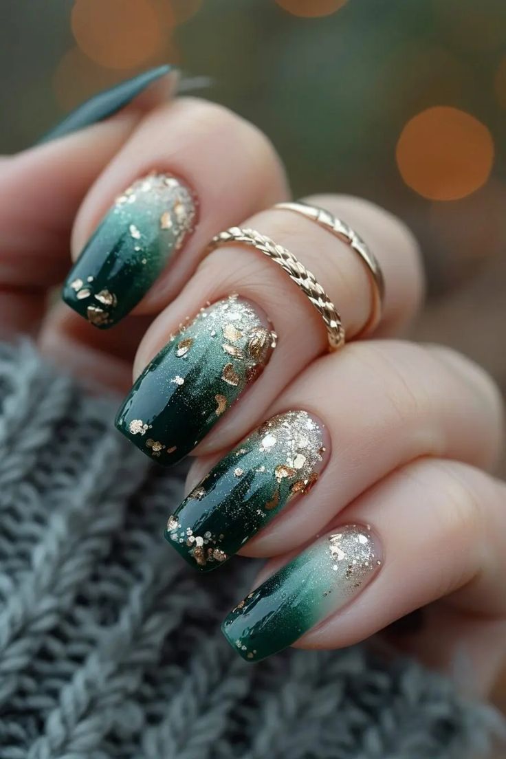 Gold christmas nails store